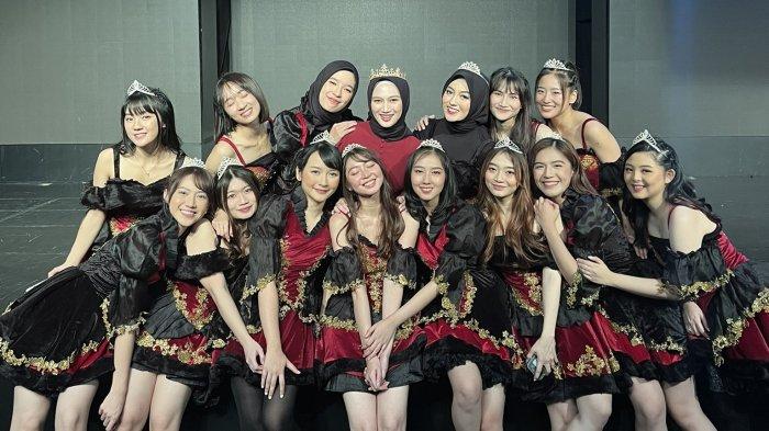 Sukses Gelar Showcase Reuni, JKT48 Banjir Pujian dari Penggemar: Jangan ...