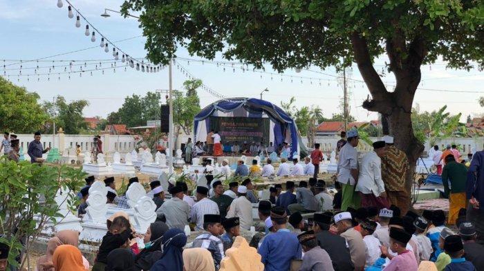 Warga Jalan Rajawali Sampang Gelar Haul Akbar Buju' Seppo 'Unang Ngadi ...