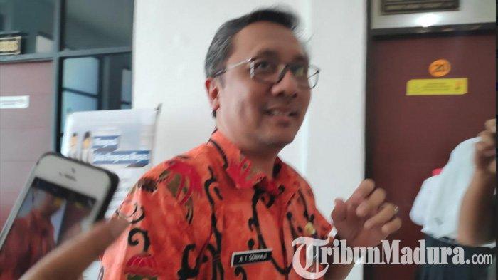 Agus Imam Sonhaji mantan Kepala Bappeko Surabaya Diperiksa Kejari Perak Terkait Kasus Korupsi ...
