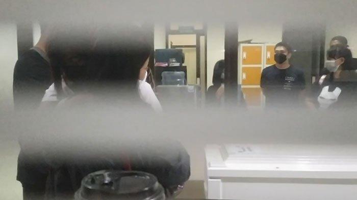 Pemberangkatan Jenazah Vanessa Angel dan Febri Andriansyah Diiringi ...