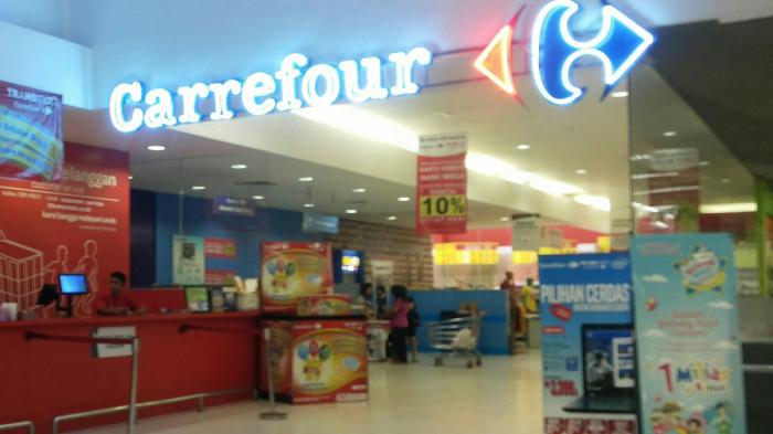 Ini Promo Sandal di Transmart Carrefour Panakkukang Square - Tribun ...