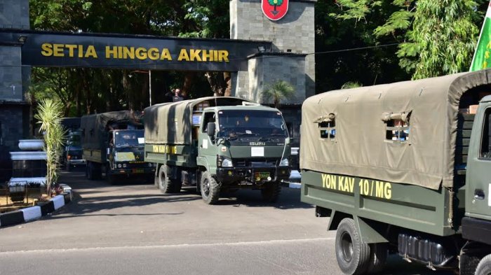 62 Truk TNI Bermuatan Bantuan Logistik Tiba di Kota Palu - Tribun-timur.com