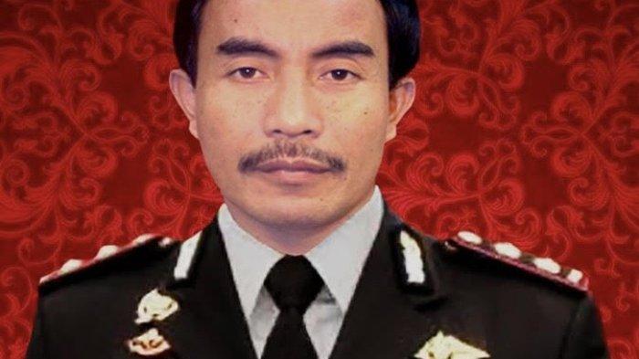 Profil Sutomo, Pensiunan Polisi Kunci Kursi DPRD Sinjai di Dapil 1 ...