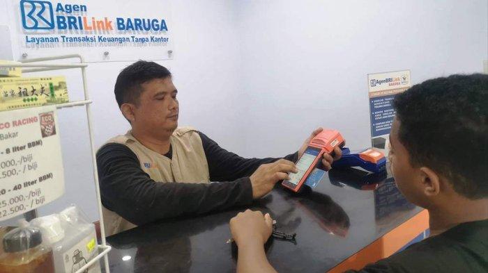 Transformasi Layanan Keuangan, BRILink Baruga Permudah Lansia dan Warga ...