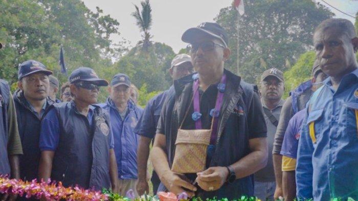 Masyarakat Bugis Makasar Siap Menangkan Paslon DAMAI di Pilkada Teluk ...