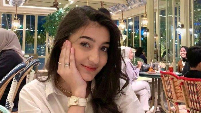 Si Ratu FTV Amanda Lucson akan Bintangi Film Janci Mutaroe - Tribun ...