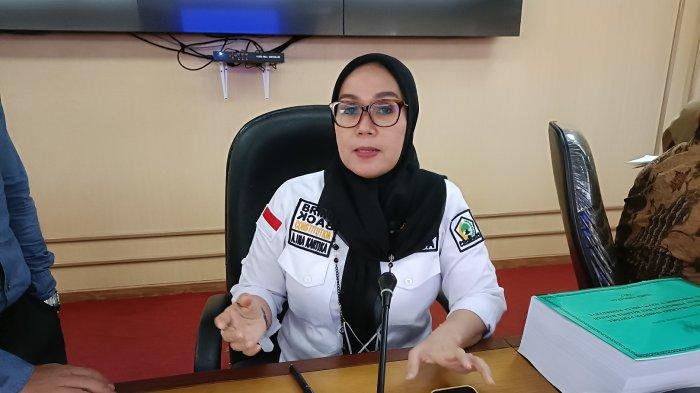 20 Februari Andi Ina Kartika Sari Bikin Sejarah Perempuan Pertama Jadi Bupati Barru - Tribun ...
