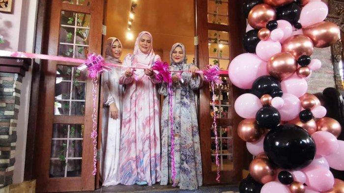 Buka Store di Jalan Hertaning Makassar, Arneta Boutique Tawarkan Aneka ...