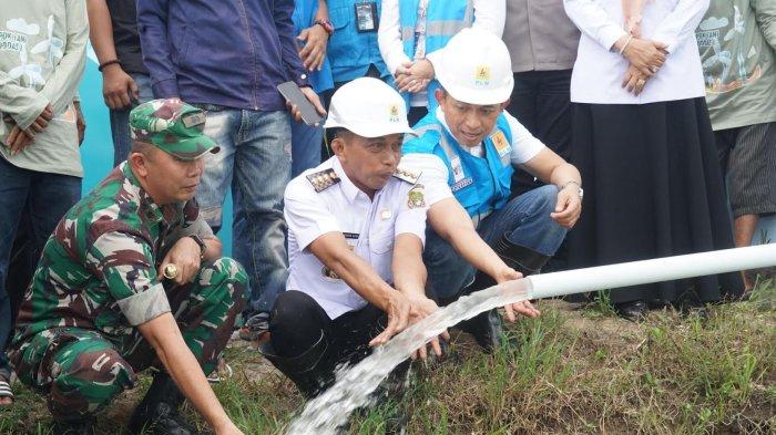 Bupati Sidrap Syaharuddin Alrif Luncurkan Program Listrik Masuk Sawah ...