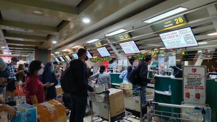 32.130 Penumpang Padati Bandara Sultan Hasanuddin H-2 Idul Adha 2024 - Tribun-timur.com