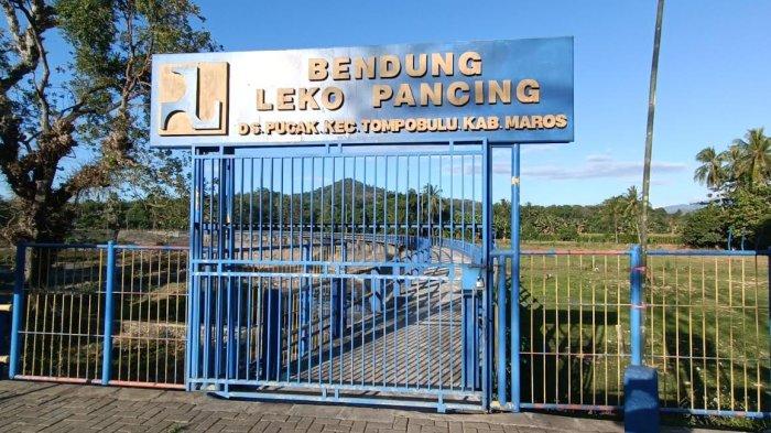 Bendung Leko Pancing Kering, Warga Maros Kesulitan Air Bersih - Tribun ... Bendung Leko Pancing Kering, Warga Maros Kesulitan Air Bersih - Tribun ...