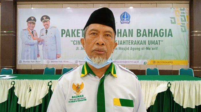 Baznas Bone Salurkan 300 Paket Sembako - Tribun-timur.com
