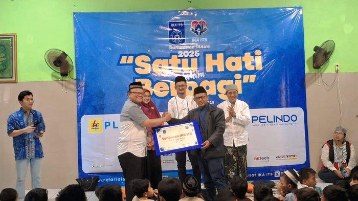 Buka Bersama Ikatan Alumni ITS dan Anak Marjinal, Bagi Inspirasi ...