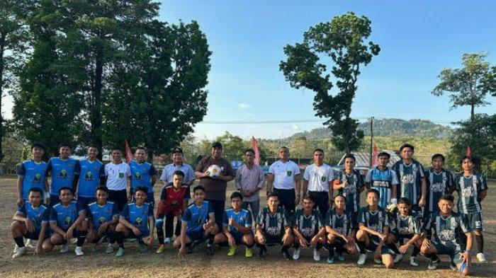 Chaidir Syam Bakal Rehab Semua Lapangan Sepakbola di Maros Sulsel ...