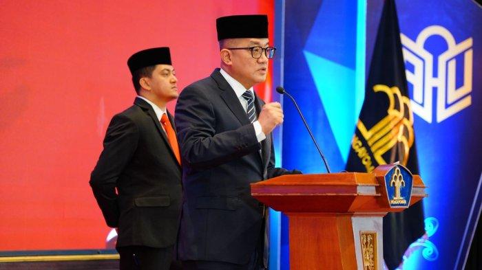 Dirjen AHU Lantik Kakanwil Kemenkumham Sulsel Jadi Majelis Pengawas dan Kehormatan Notaris ...