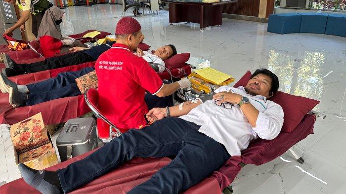 Dukung Ketersediaan Darah, PLN UID Sulselrabar dan Pemprov Sulsel Gelar Donor Darah - Tribun ...