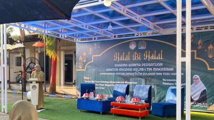 Majdah M Zain Berikan Tauziah Halal Bihalal DWP Imigrasi Makassar ...