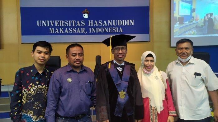 Pertama di Indonesia Timur, Daeng Paroka Jadi Guru Besar Teknik Unhas ...