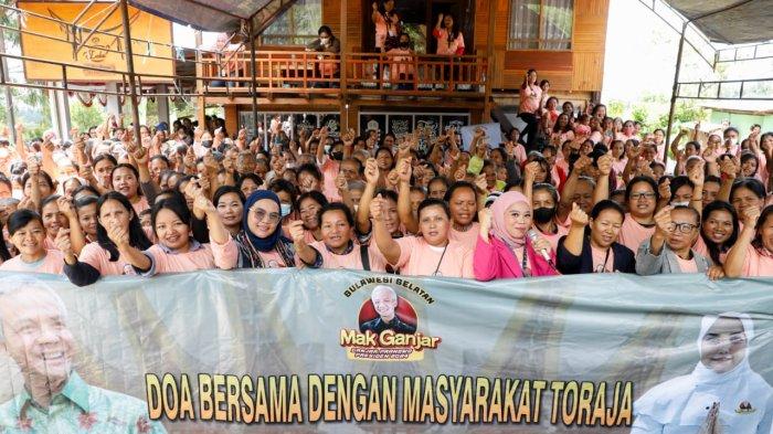 Emak-emak Toraja Utara Dukung Ganjar Pranowo Presiden 2024 - Tribun-timur.com