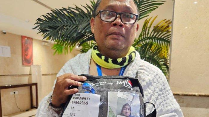 Kisah Kasih Endang-Popon dari Pangandaran ke Tanah Suci, Tatapan ...