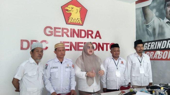 40 Bacaleg Didaftarkan, Gerindra Jeneponto Siap Pertahankan Kursi Ketua ... 40 Bacaleg Didaftarkan, Gerindra Jeneponto Siap Pertahankan Kursi Ketua ...