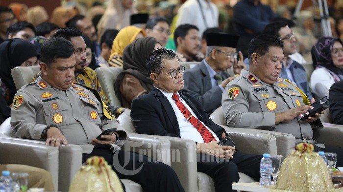 Tiga Guru Besar UIN Alauddin Makassar Resmi Dikukuhkan - Tribun-timur.com