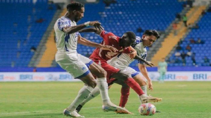 Cetak Gol Perdana untuk PSM Makassar, Profil Latyr Fall Sang Metronom ...