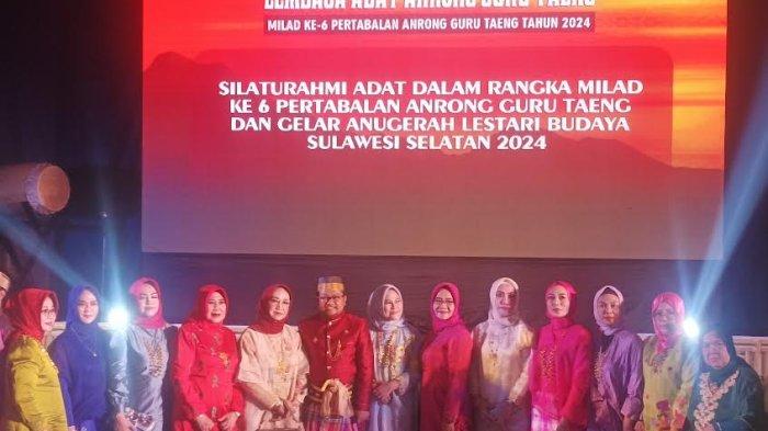 Anrong Guru Taeng Darmawangsyah Muin Ajak Warga Lestarikan Adat dan ...