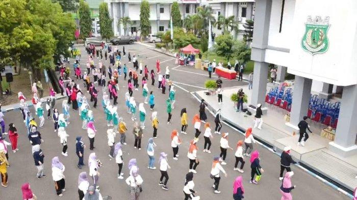KORMI Pinrang Gelar Senam Bersama, Meriahkan HUT Pinrang - Tribun-timur.com