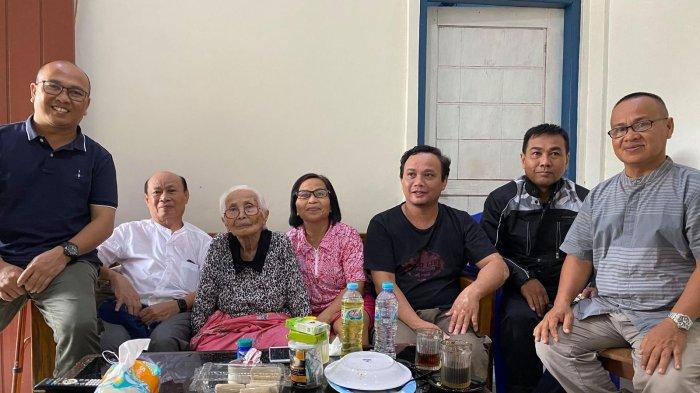 Innalillahi, Ibu Penulis Senior dan Jurnalis Tomi Lebang Wafat di Usia ...