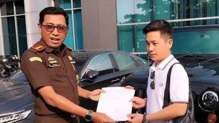 Tak Hanya Jualan Roti Maros, Bisnis Lain Handri Todar Pemenang Lelang Mobil Jeep Rubicon Mario ...