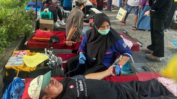 IKA Smansa Makassar Angkatan 2003 Sosialisasi Temu Nasional IV 2025 di CFD Sudirman Makassar ...