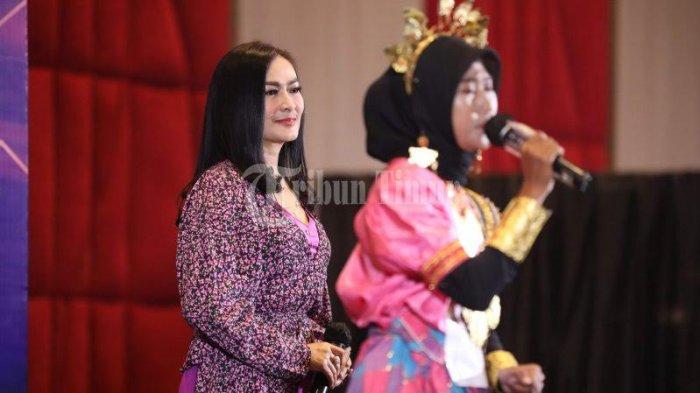 Foto: Iis Dahlia Seleksi Peserta KDI di Makassar - Tribun-timur.com