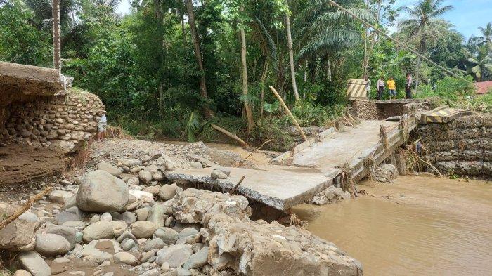 BMKG Keluarkan Peringatan Dini Cuaca Ekstrem, BPBD Enrekang: Waspada - Tribun-timur.com