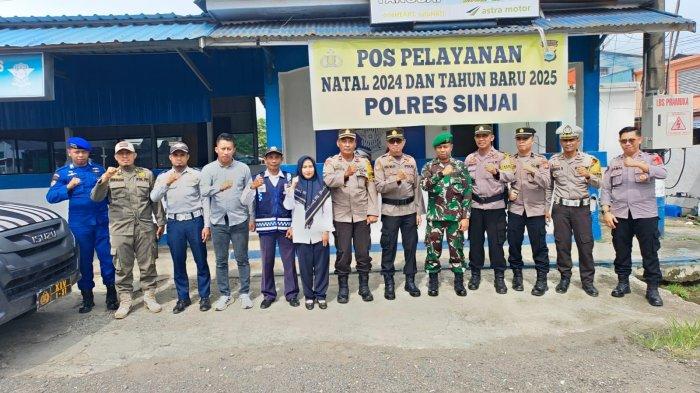 Kabag Ops Polres Sinjai Tinjau Pospam untuk Pastikan Keamanan Ops Lilin 2024 - Tribun-timur.com