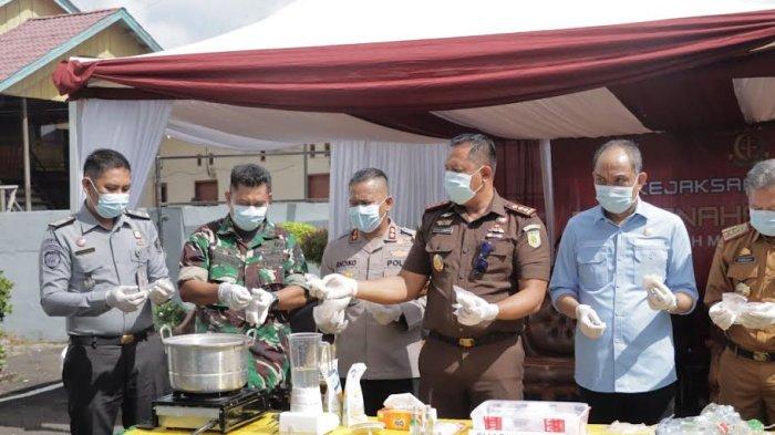 718 Gram Narkotika dan 12 Alat Isap Sabu ‘Dimasak dan Diblender’ Kejari ...