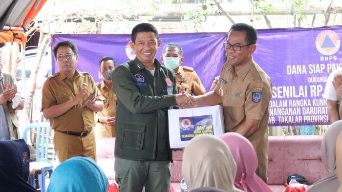 Korban Terdampak Abrasi dan Angin Puting Beliung Takalar Dapat Santunan Rp350 Juta BNPB - Tribun ...