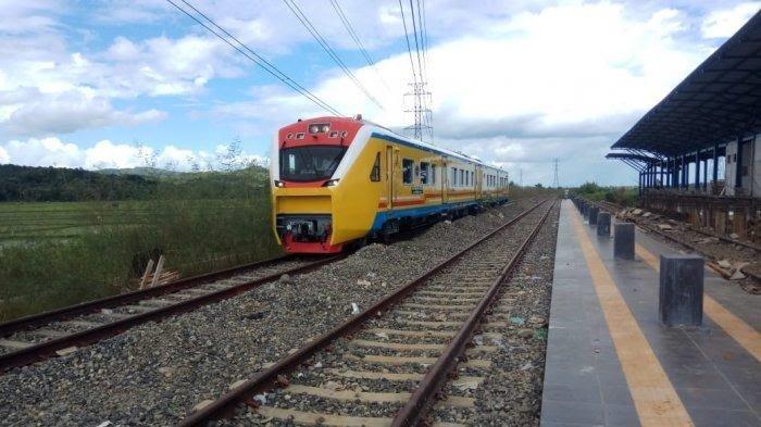 Lusa, Gubernur Sulsel Mulai Operasikan Kereta Api Barru-Pangkep ...