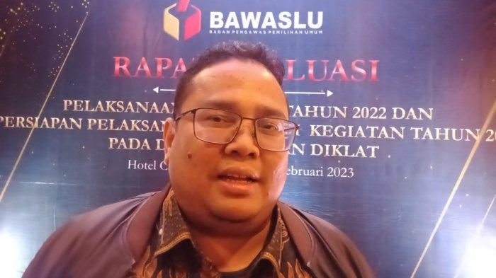 Gandeng Cyber Crime Polri, Ketua Bawaslu RI Sebut Politisasi SARA Bisa ... Gandeng Cyber Crime Polri, Ketua Bawaslu RI Sebut Politisasi SARA Bisa ...