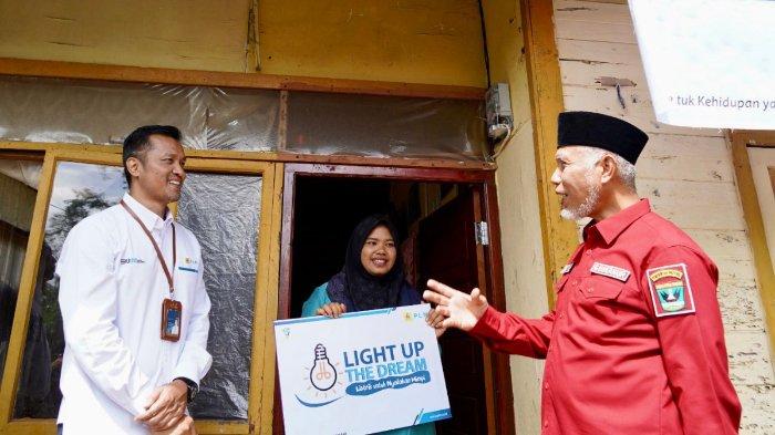 PLN Sambungkan Listrik Gratis ke 11.819 Keluarga Kurang Mampu Melalui Program Light Up The Dream ...