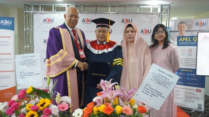 M Sattar Taba Peroleh Profesor dari Asia e University Malaysia - Tribun ...
