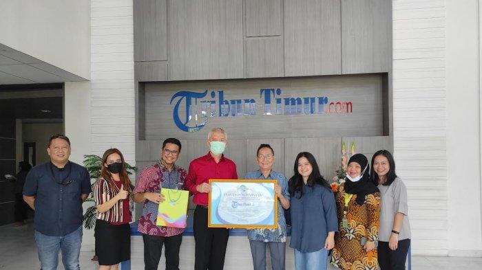 GMTD Beri Penghargaan ke Tribun Timur, Harap Bisa Maju Bersama ...