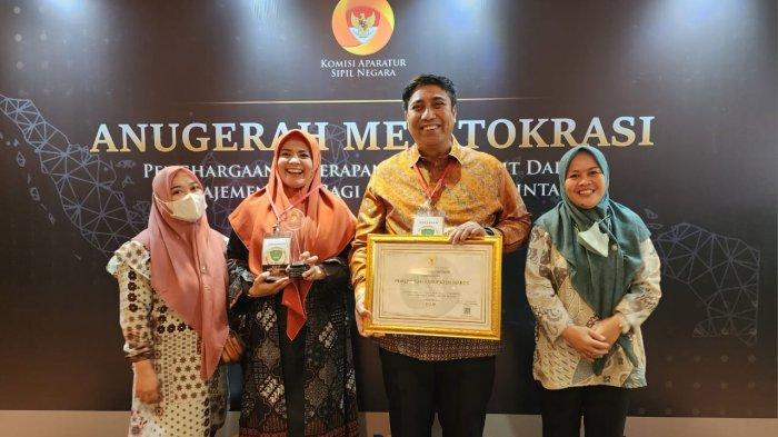 Pemkab Maros Dapat Penghargaan Meritokrasi dari KASN - Tribun-timur.com