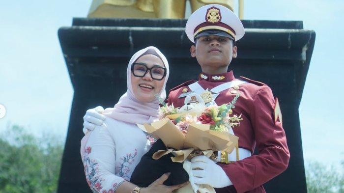 Kenalkan Alief Rahman Badwi Taruna Akpol Putra Bupati Barru Terpilih Andi Ina Kartika Sari ...