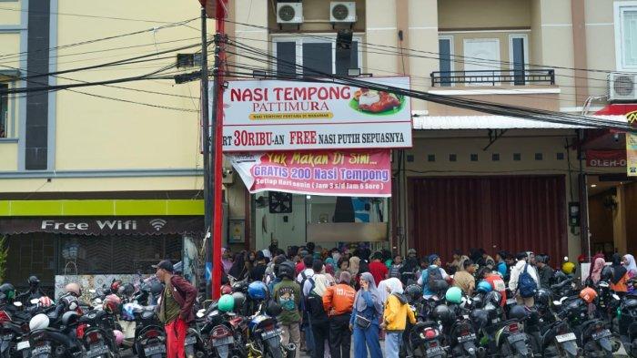 Yuk Makan Gratis di Nasi Tempong Pattimura! - Tribun-timur.com