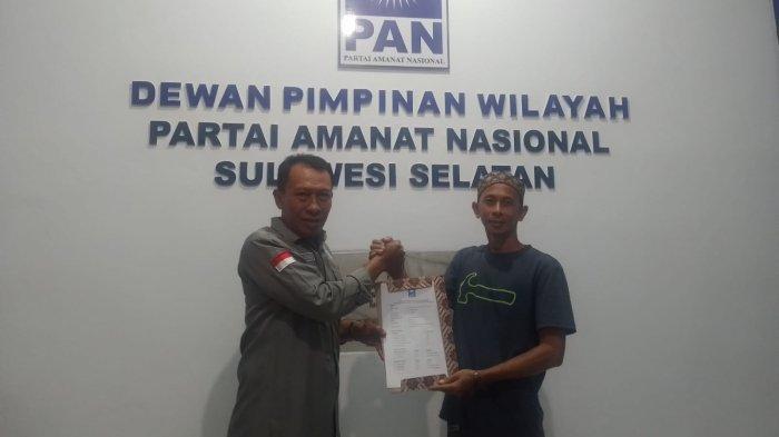 Siap Bertarung di Muswil, Husniah Talenrang Resmi Daftar Calon Ketua ...