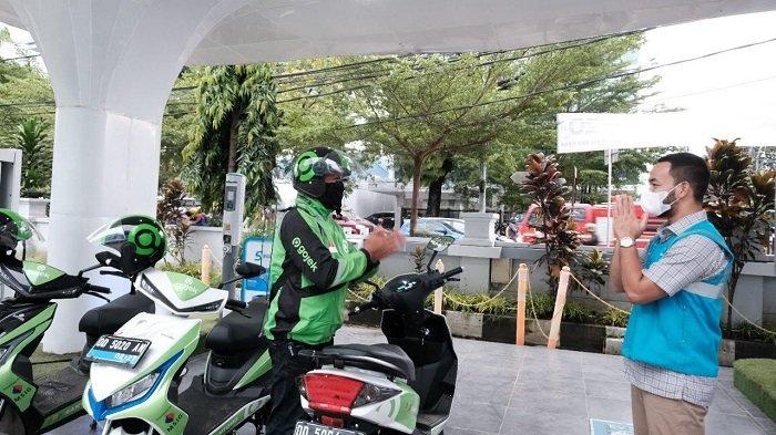 PLN Sediakan 6 SPBKLU Motor Listrik Gojek, Ada di Daya hingga Karebosi ...
