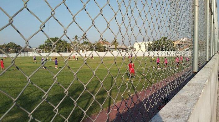 Benarkah Wiljan Pluim Hengkang dari PSM Makassar? Absen Lagi Latihan ... Benarkah Wiljan Pluim Hengkang dari PSM Makassar? Absen Lagi Latihan ...