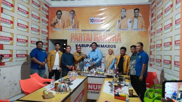 Chaidir-Suhartina Kembalikan Formulir di 5 Partai, 4 Terang-terangan ...