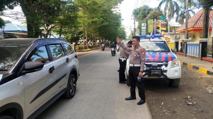 Kronologi Perempuan Tewas Terlindas Truk di Depan Kampus Pelayaran ... Kronologi Perempuan Tewas Terlindas Truk di Depan Kampus Pelayaran ...
